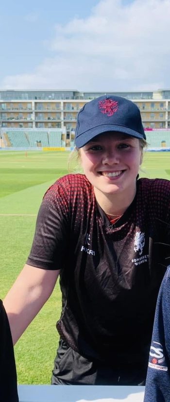 Somerset Women Cricket Players Gallery – Daisy Jeanes – Somerset ...