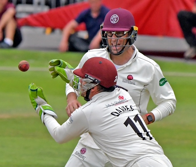 Somerset Cricket Museum – Photo Album – Fielding – Somerset Cricket Museum