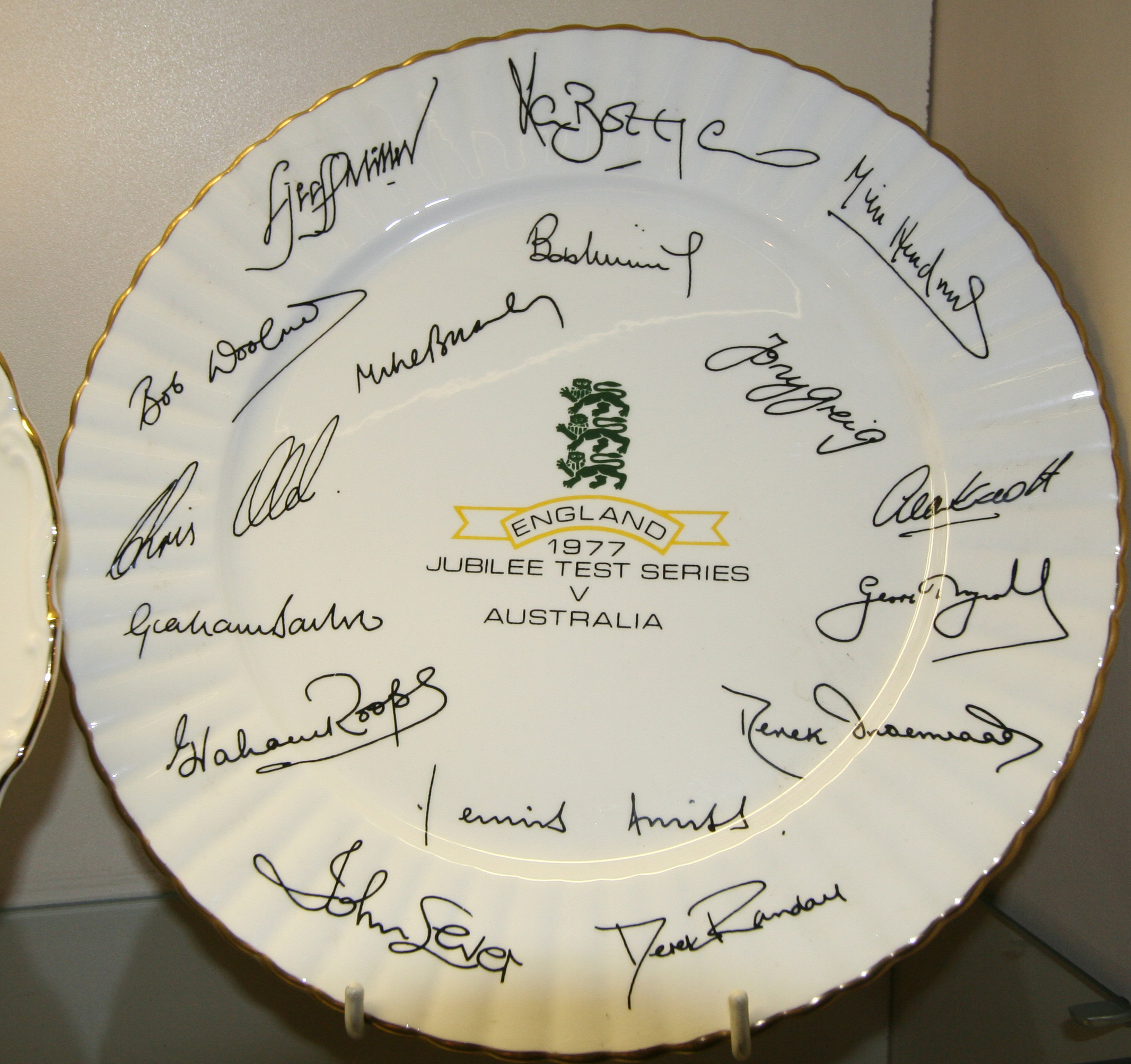 test series plate – Somerset Cricket Museum
